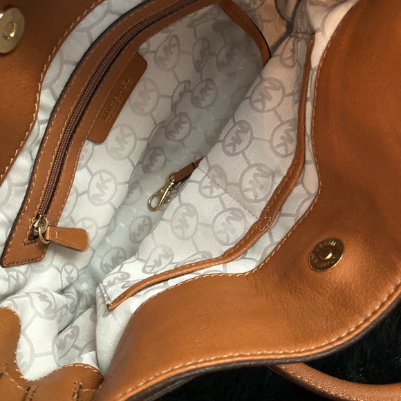 Michael Kors Bags Authentic Michael Kors Tan Purse Poshmark